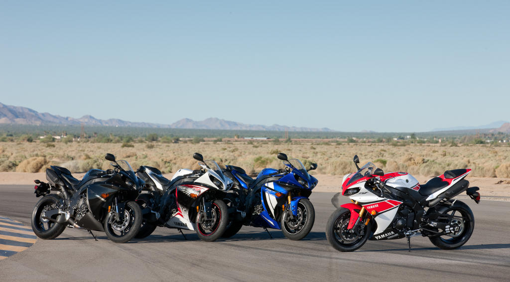 2011 Yamaha R1 Raven